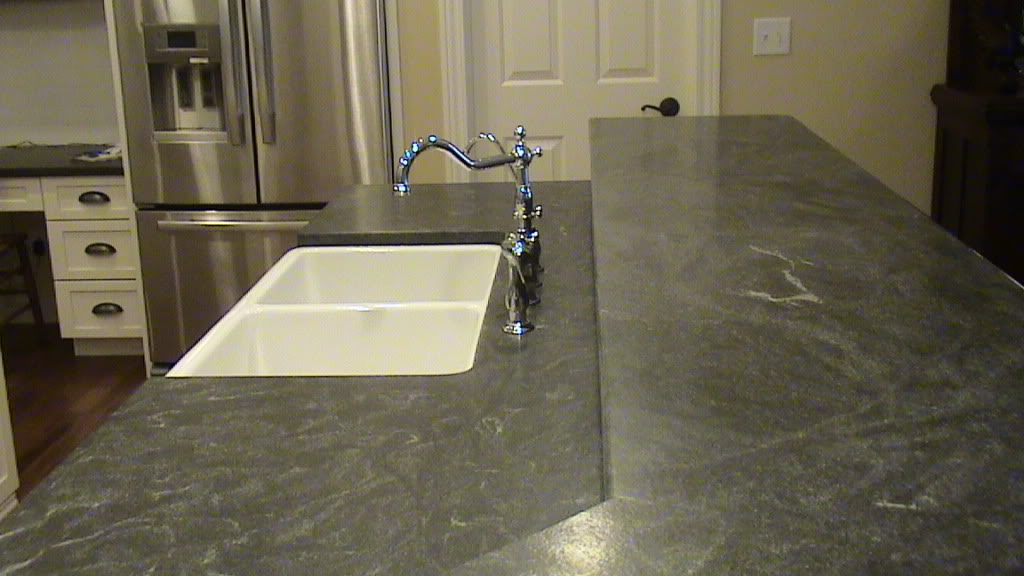 The Granite Gurus: Slab Sunday: Virginia Mist granite