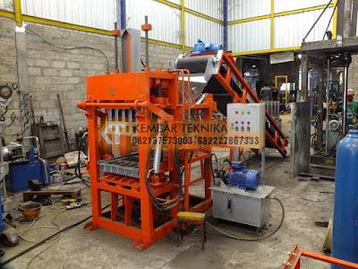 Mesin Cetak Batako dan Paving Otomatis
