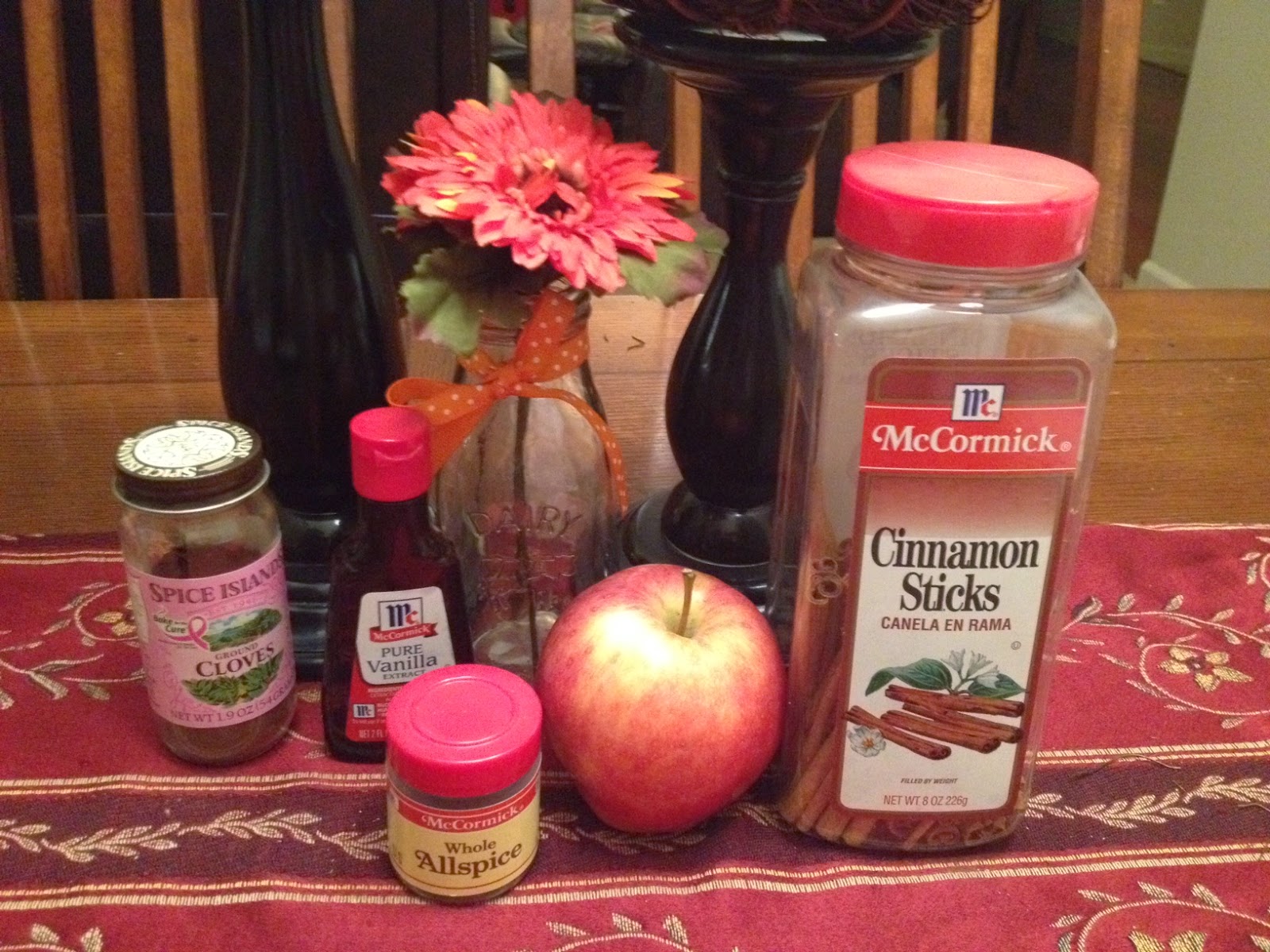 Genny Monchamp: All-Natural Cinnamon Apple Home Fragrance