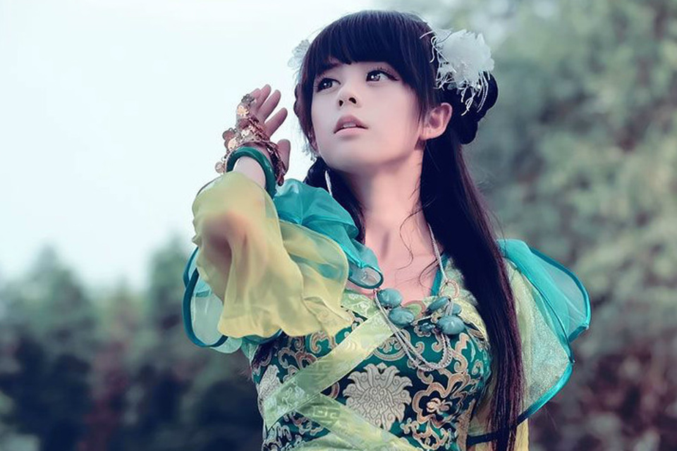 11 Easy Cosplay Costumes For Girls - Creative Cosplay Designs