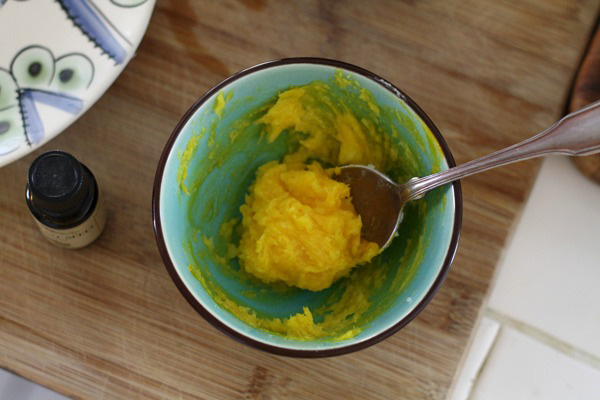 The Bohemian Collective: NATURAL HAND BUTTER DIY BY KATE BELLO
