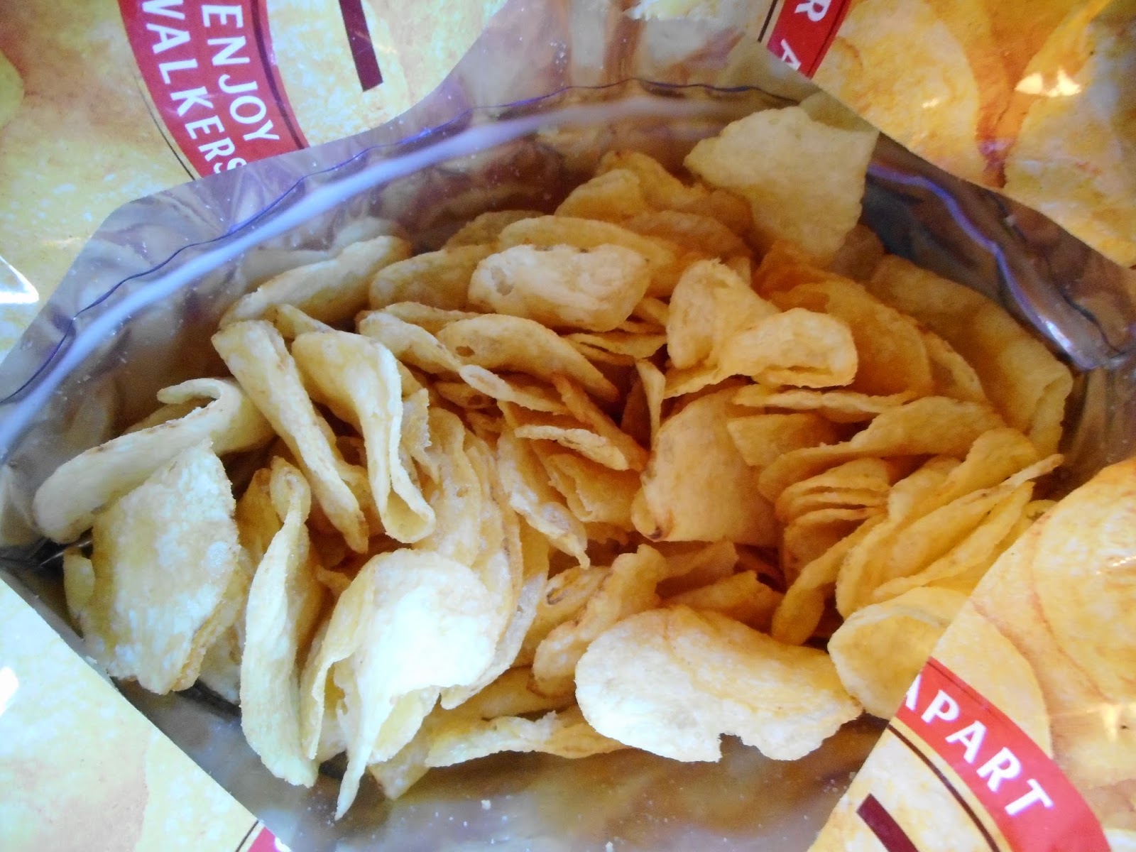 Cheeseburger Crisps & Other Stories: Walkers Tear'n'Share Lightly ...