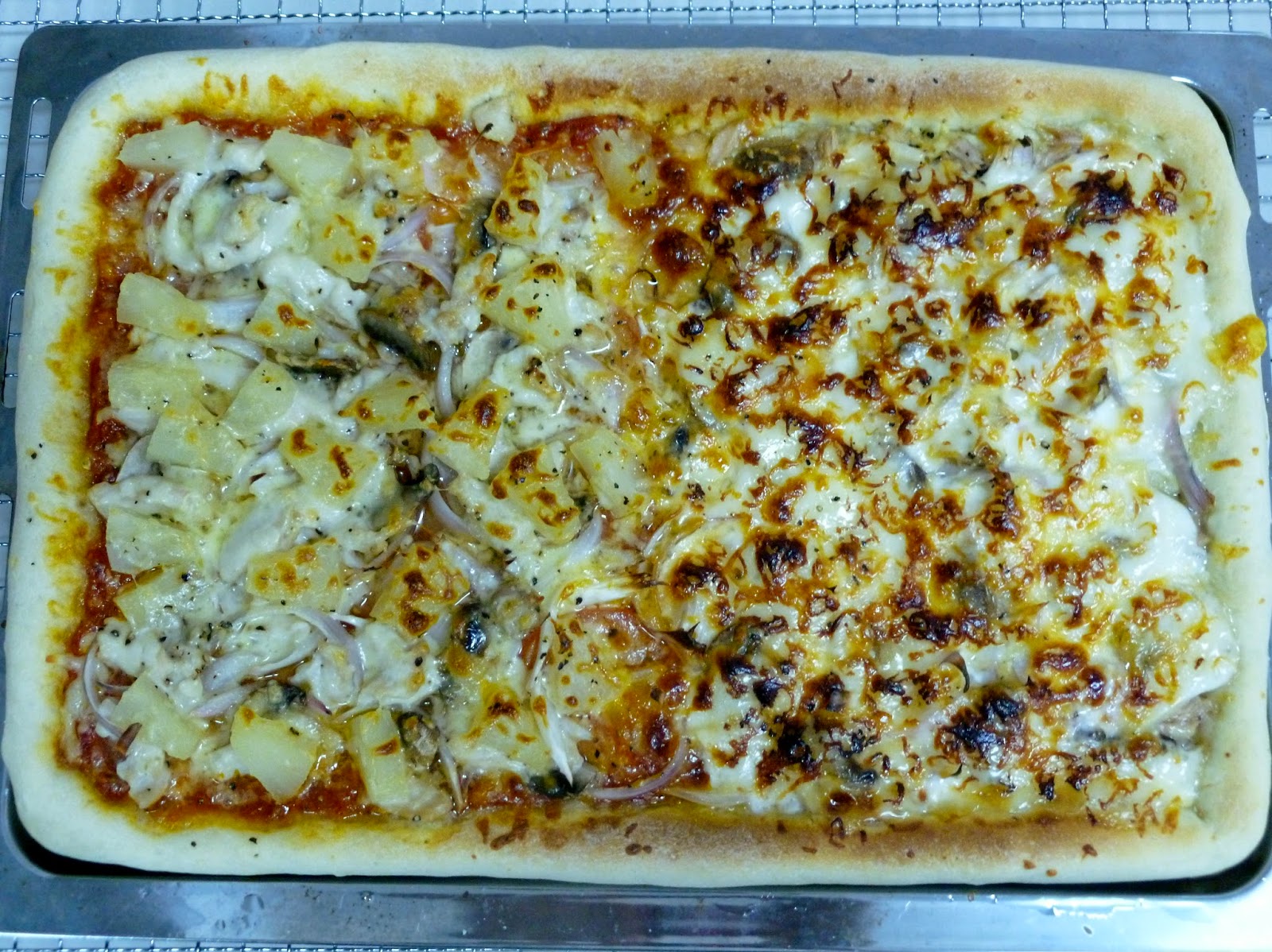 Jane Yee's food & life diaries: duo flavor pizza 双味意大利薄饼/比萨