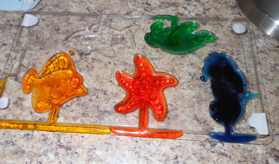 A Little Artsy & A Little Craftsy: Bath Soap/Crayons