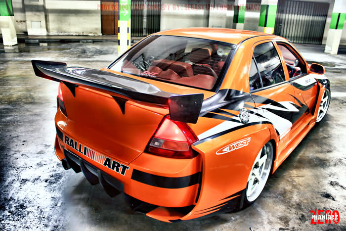 japanese custom cars: Mitsubishi Lancer Evo 4 Wide Body