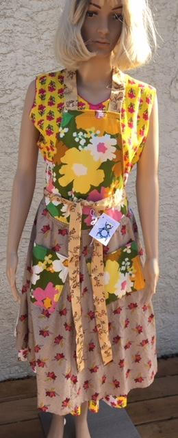 Sew Bee Mine: WEARABLE ART APRONS