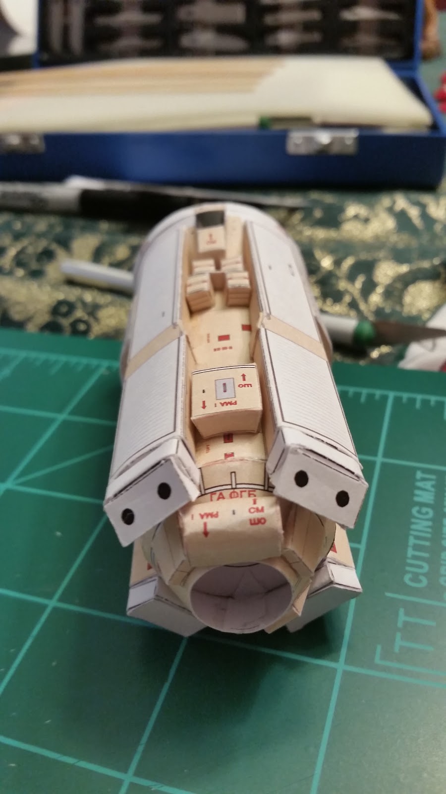 A"Mays"ing Papercraft: ISS "Sunrise"