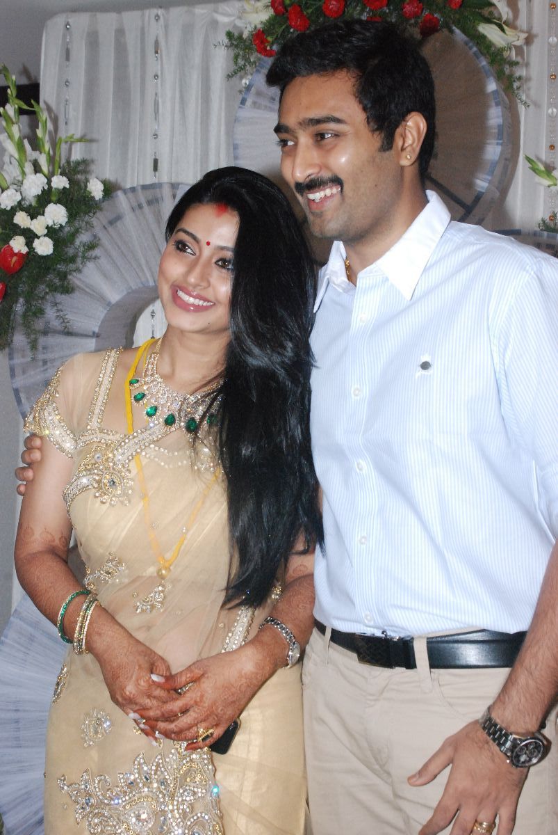 Sneha Marriage Reception Photos