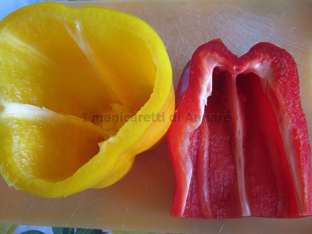 Puparuol mbuttunat (Peperoni imbottiti) da I manicaretti di Annarè su ...