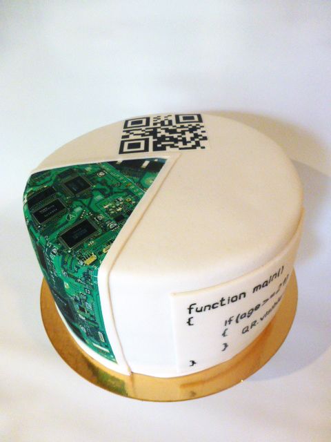 CakeSophia: QR code cake