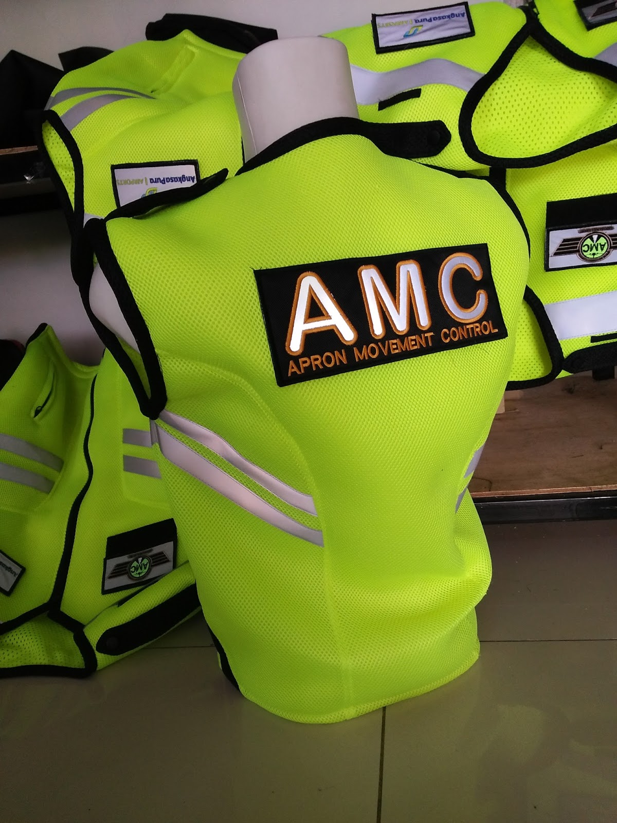 Produksi rompi: Rompi avsec