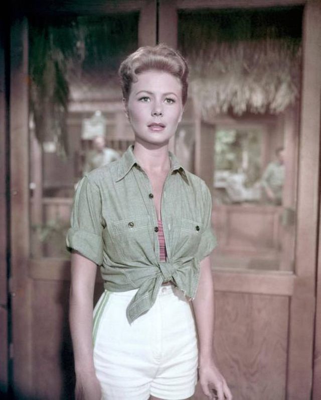 40 Fascinating Color Photographs of a Young Mitzi Gaynor in the 1950s ...