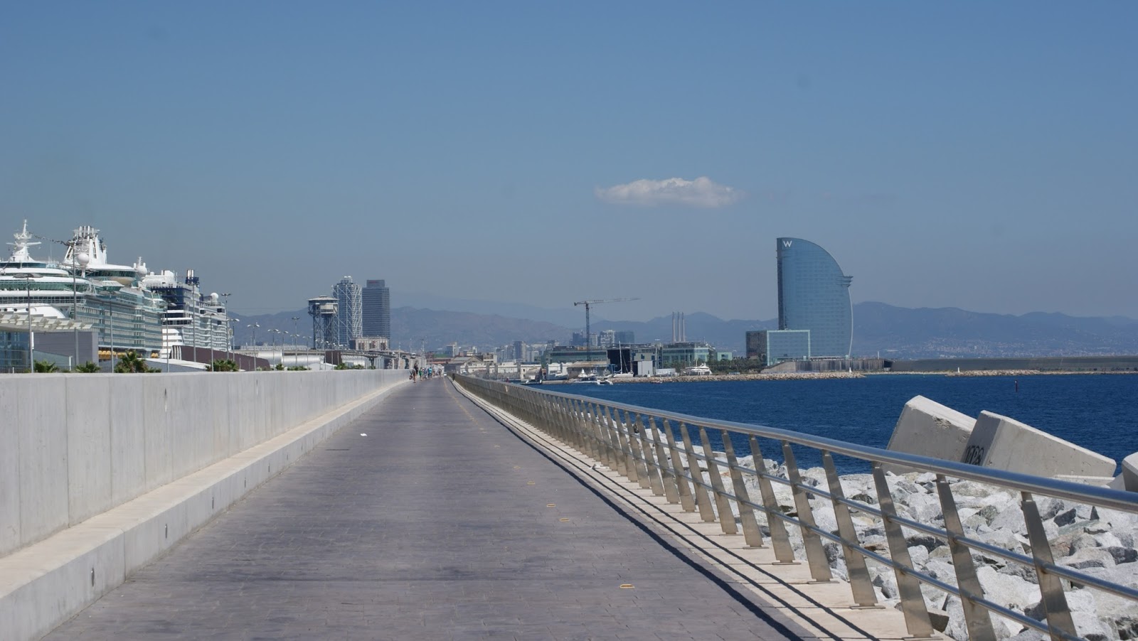 Tot Barcelona: El nuevo paseo del Rompeolas