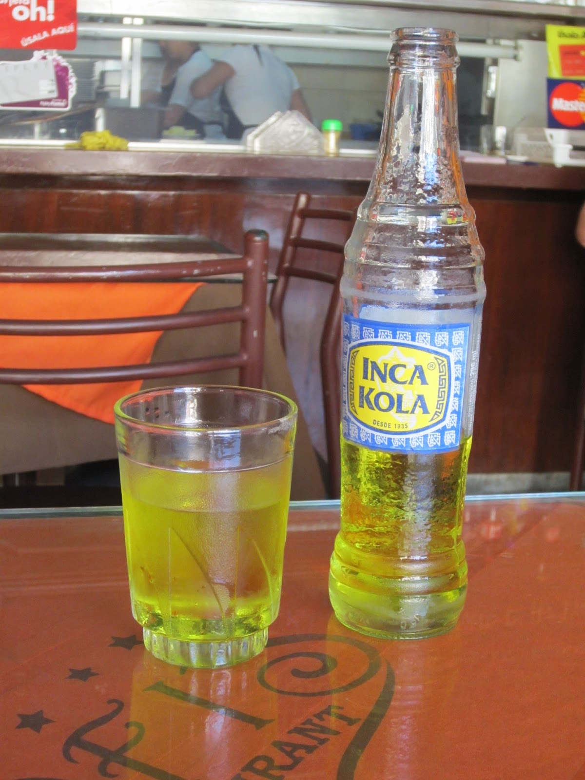 Candy & Paul's Big Adventure: Lima, Peru – life and colour