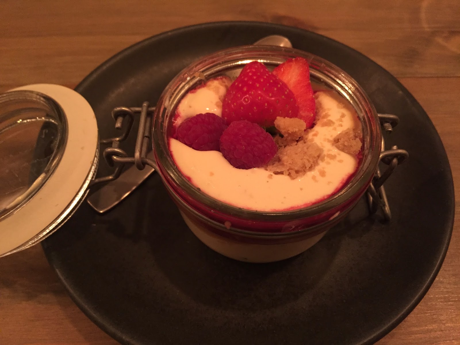 Spetsialisti toidublogi: Peatükk 28: Juustuburger ja mascarpone kreem