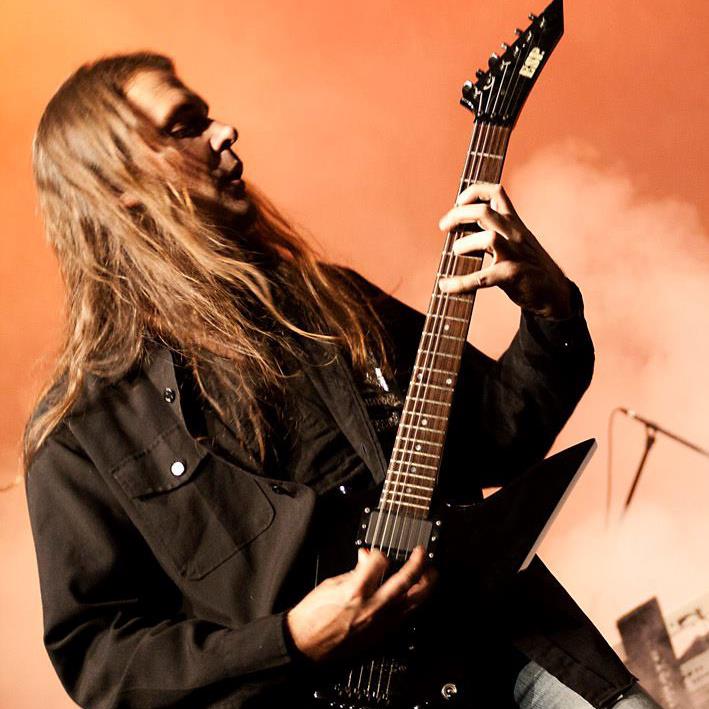 adriconelrock: Narci Lara nos habla acerca de la actual gira de SAUROM