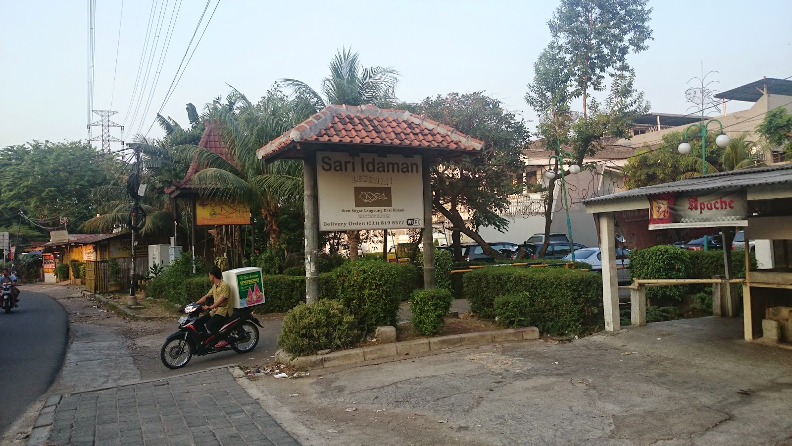 INFO JAKARTA: RUMAH MAKAN SARI IDAMAN, CIPINANG JAYA, JAKARTA TIMUR