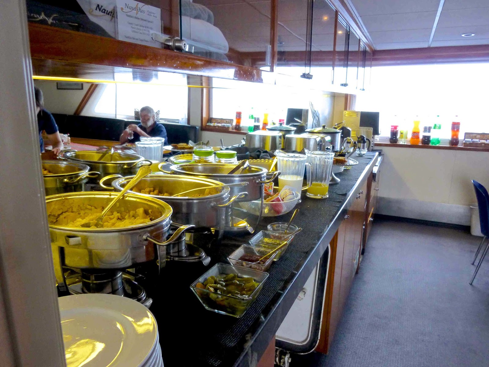 Chef at Sea: How to Keep 23 Hungry Scuba Divers Satisfied – Diary of a ...