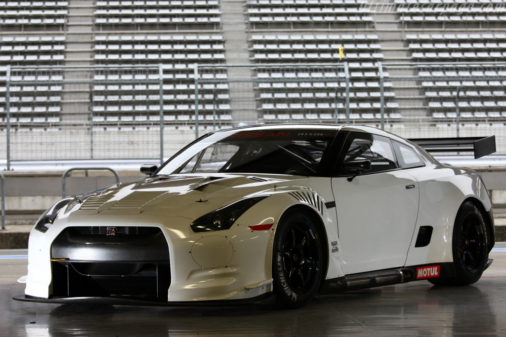 Dream13Cars: Nissan GT-R Nismo and Juke Nismo RS Confirmed for 2014