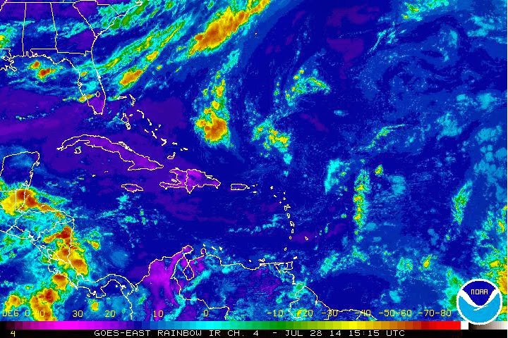 Roatan Weather: Mostly Cloudy with Intermittent Heavy Rain and ...