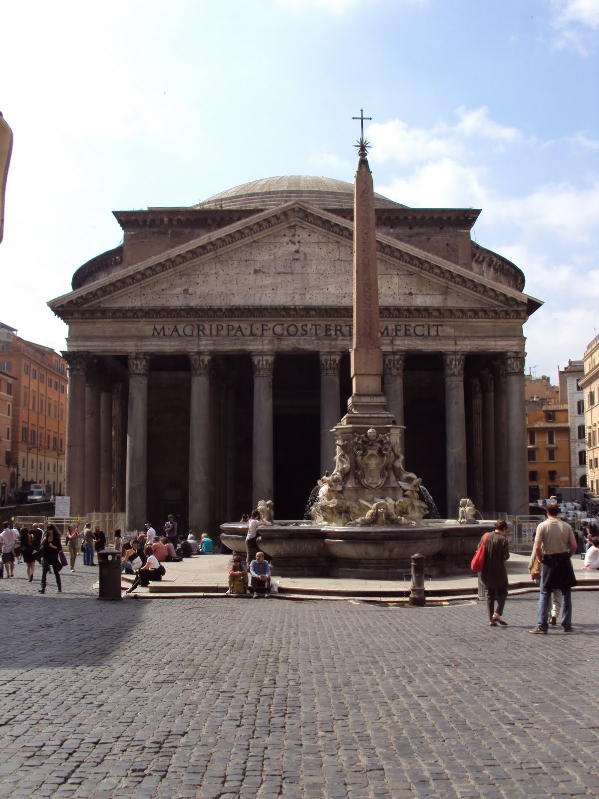 A Daily Dose of Rome: Iconic Structures of Rome: The Pantheon