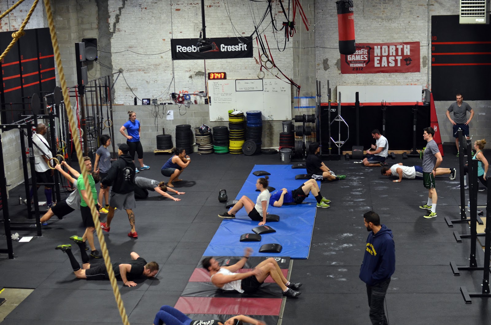 Jes' CrossFit Blog: CrossFit South Brooklyn -- Round 2!