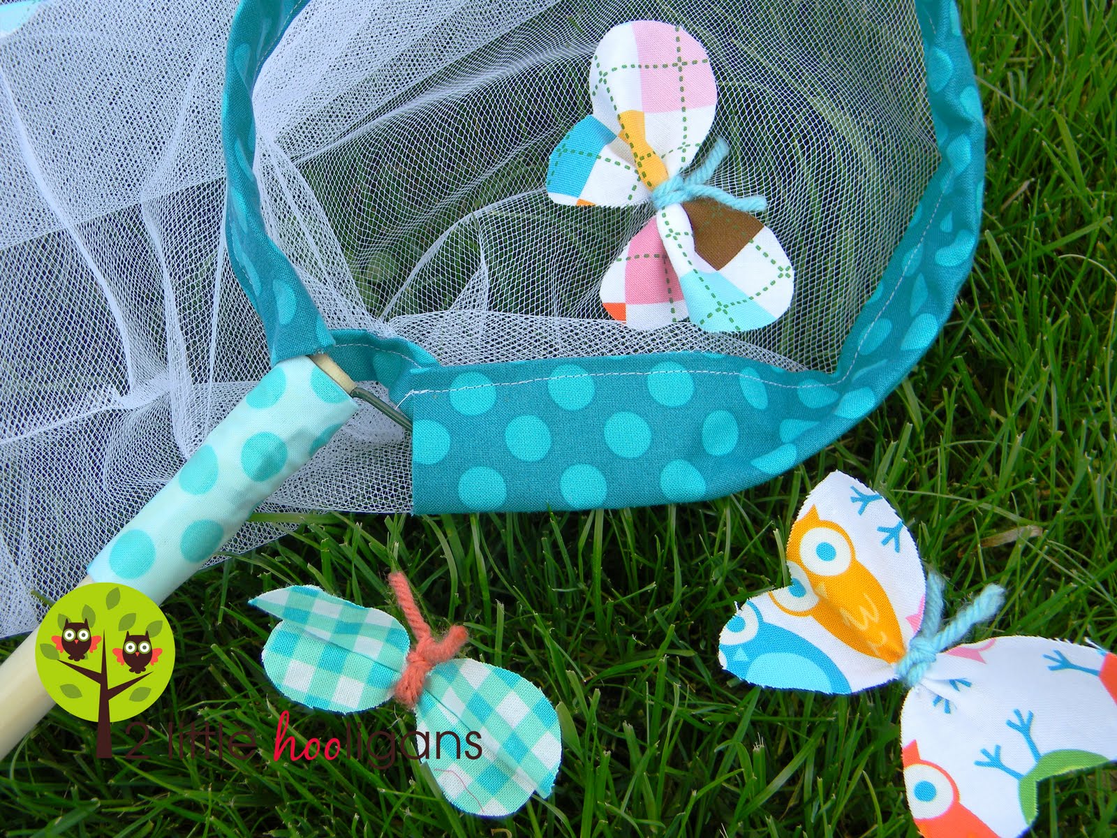 fat quarter friday {butterfly net / bug catcher tutorial}