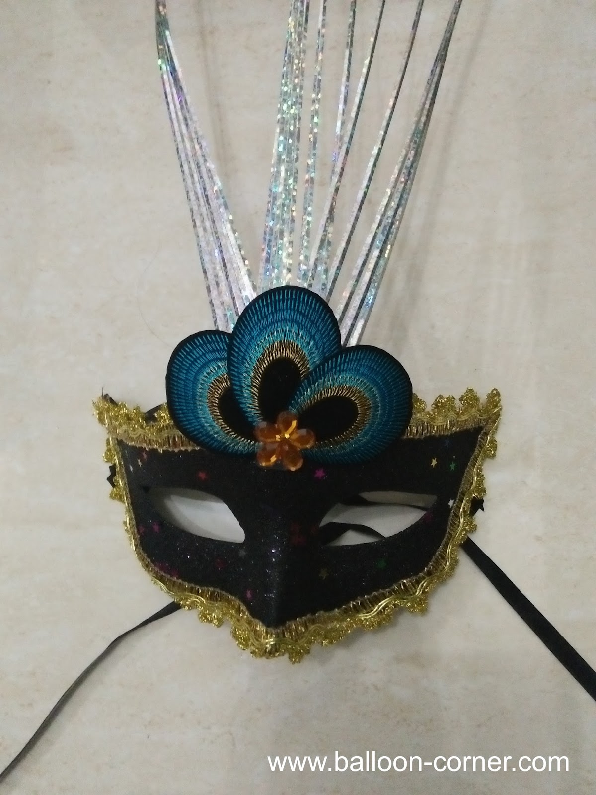 Topeng Pesta Motif Burung Merak