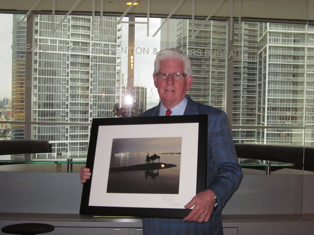 Random Pixels Blog: It's time to fire Bill Talbert