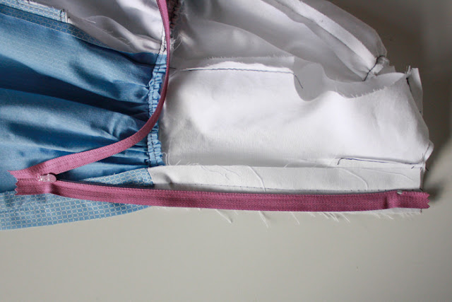 How to Insert a Lapped Zip... | Jennifer Lauren Handmade