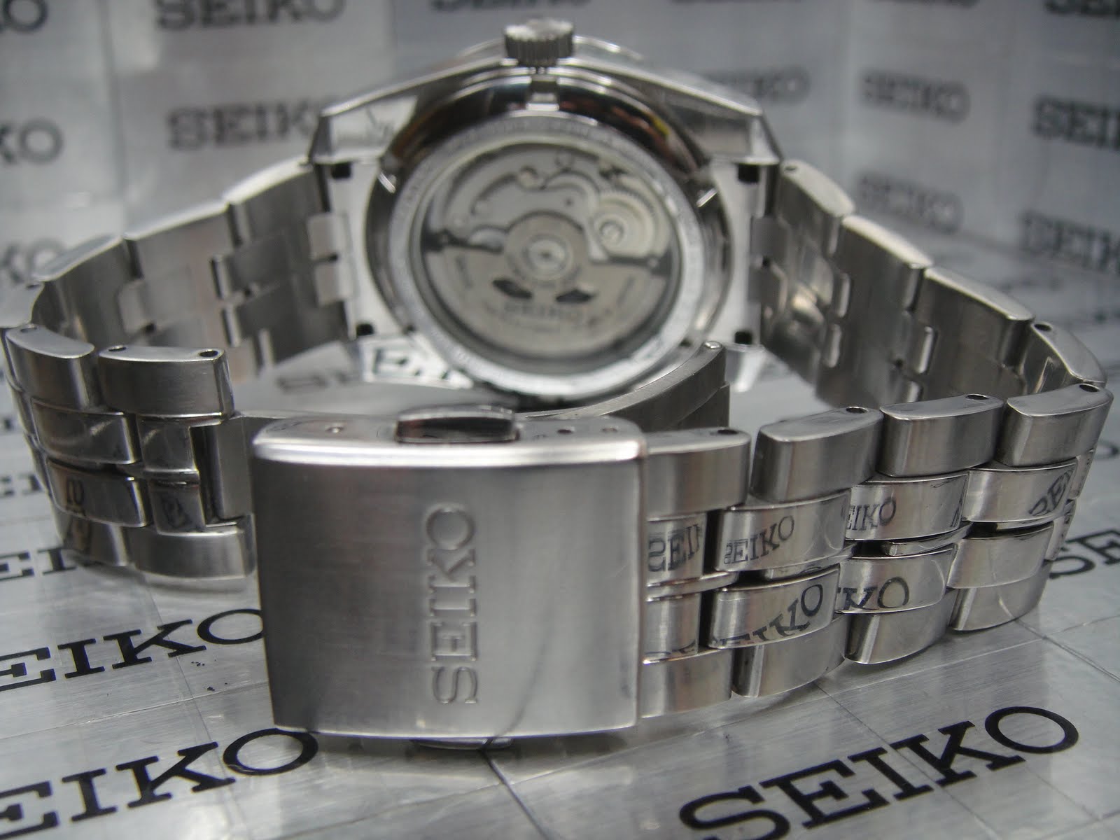 Antique Watch Bar: SEIKO MECHANICAL DIASHOCK SARB005 JDM30 (SOLD)