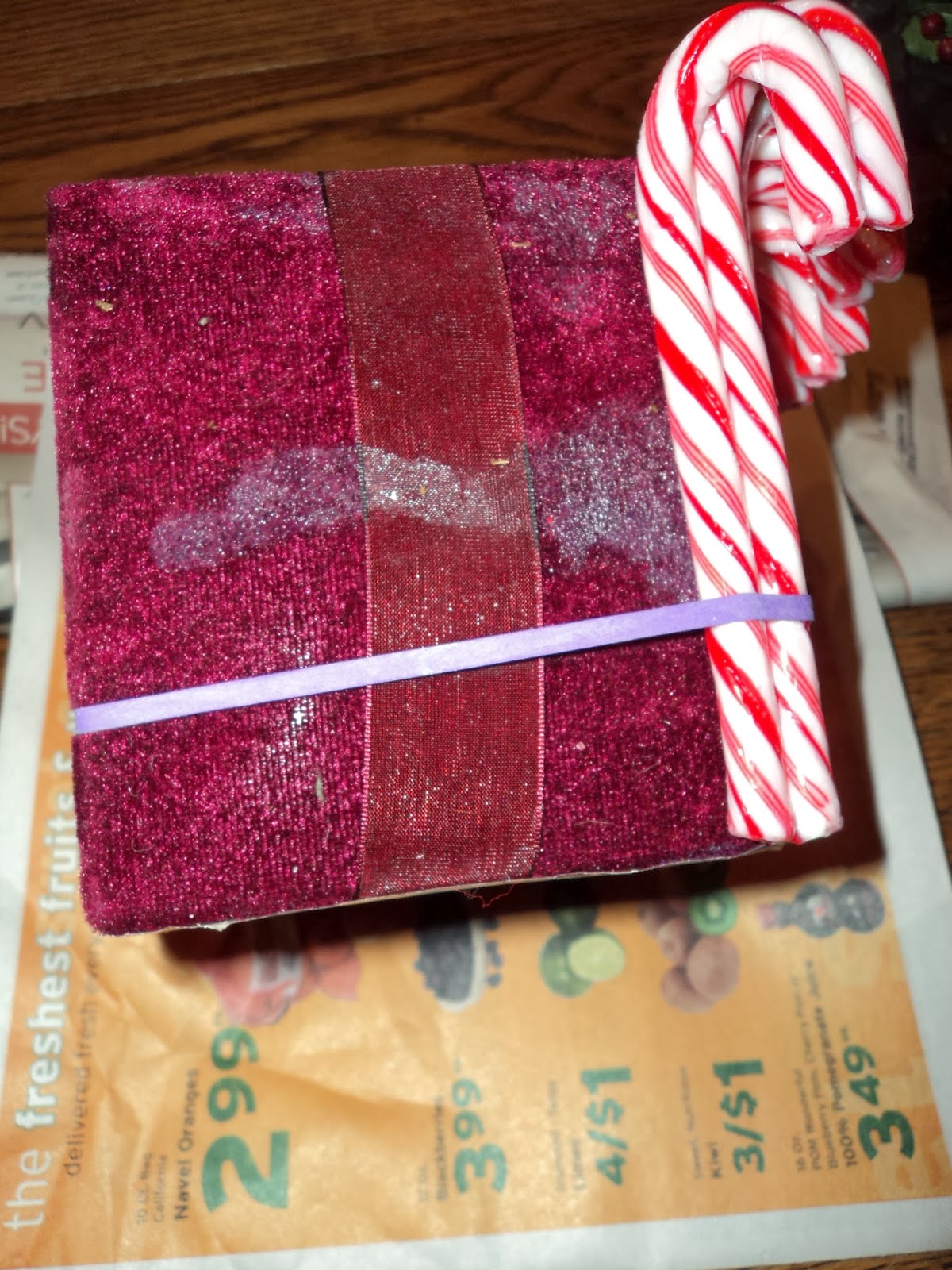 How to make a Candy Cane Basket | Redo It Yourself Inspirations : How ...