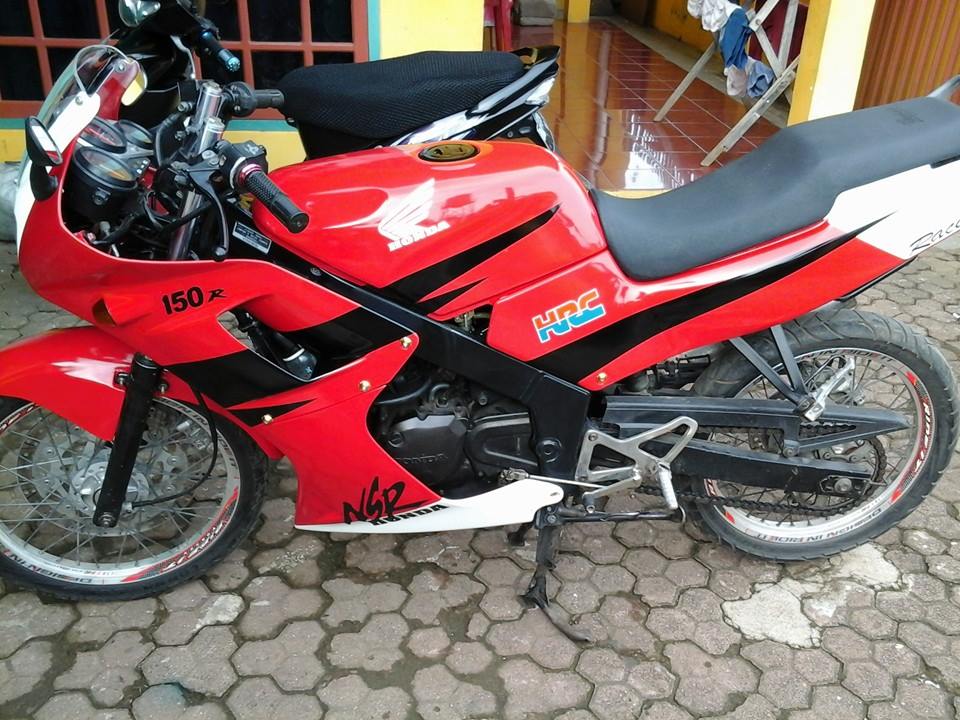 honda nsr 150sp: April 2016