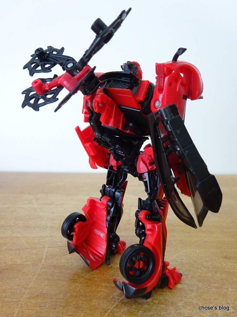 ChCse's blog: Toy Review: Transformers Generations Studio Series Stinger