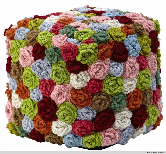 Ergahandmade: Crochet Rose Cushion, Rug, Pouf + Diagrams
