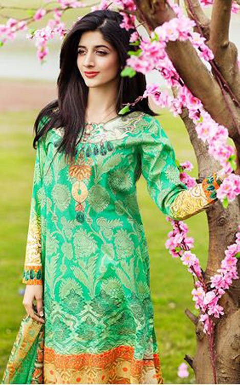 Kurta Shalwar in Pakistan: Selecting Perfect Designer Kurtis and ...