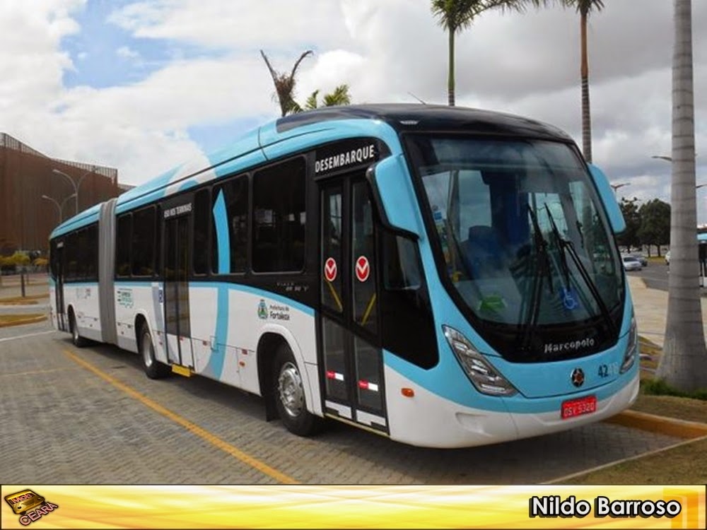 O primeiro articulado da Via Urbana foi flagrado no Paraná