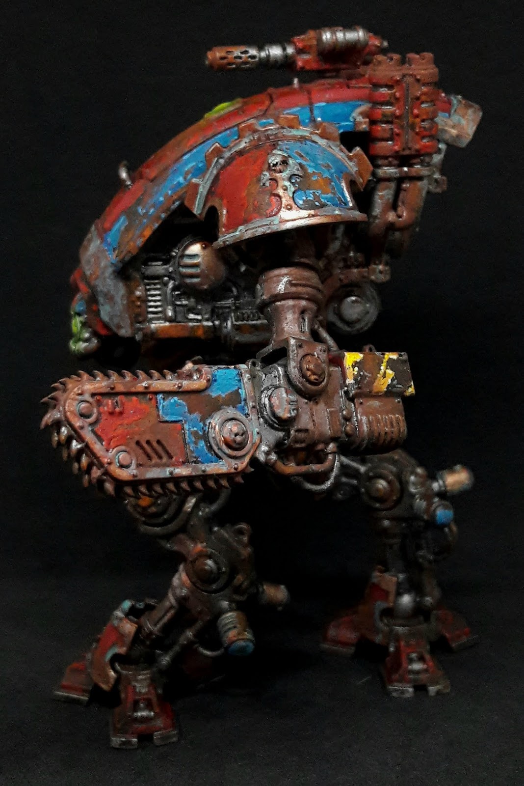 30Kplus40K: Armiger Knight Estratus of Forgeworld Brakhus-Alpha