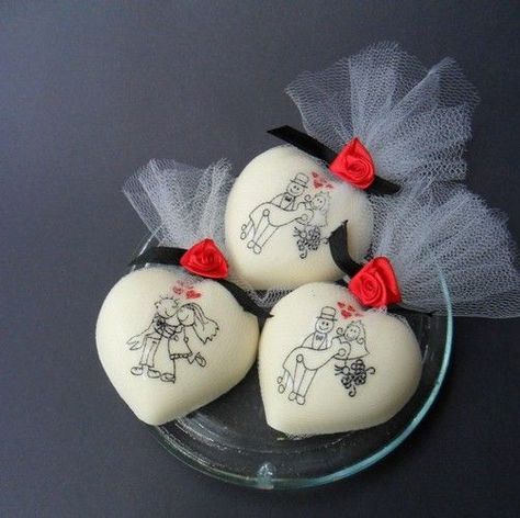 10 Maneras de cómo decorar jabones con pintura y servilletas de ...