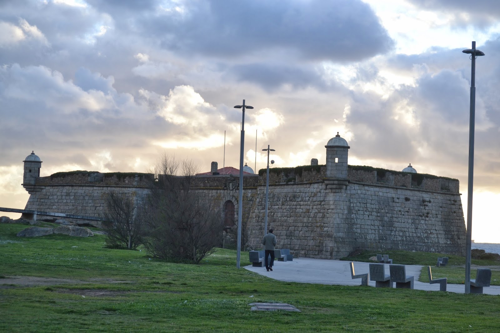 VIAGENS-SEM-DESTINO: CIDADE DO PORTO - MARGINAL DA FOZ DO DOURO