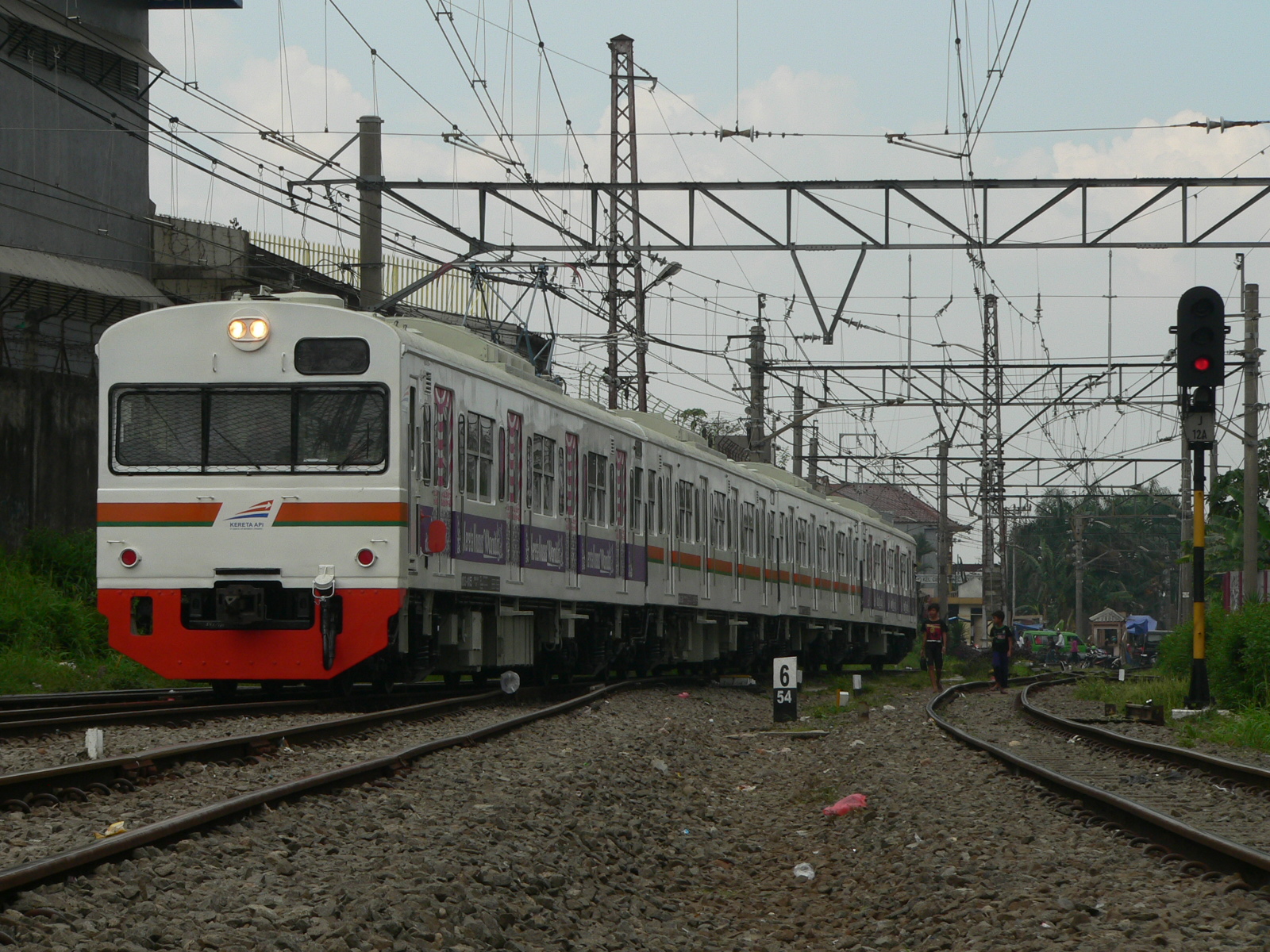 インドネシア鉄道ファン: Trial Run Seri 103 Ex-JR East 103 E21F | 元JR東日本103系ケヨE21の試運転
