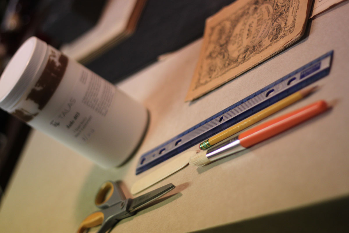 Simple Preservation Matters: Make a paper enclosure with liner