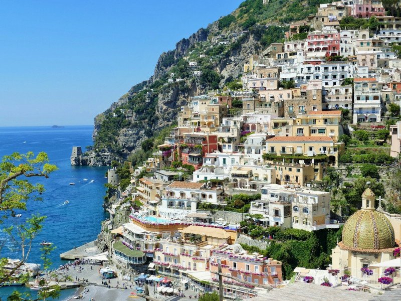 Flash sul mondo ... di tutto, di più: La leggenda di Montepertuso