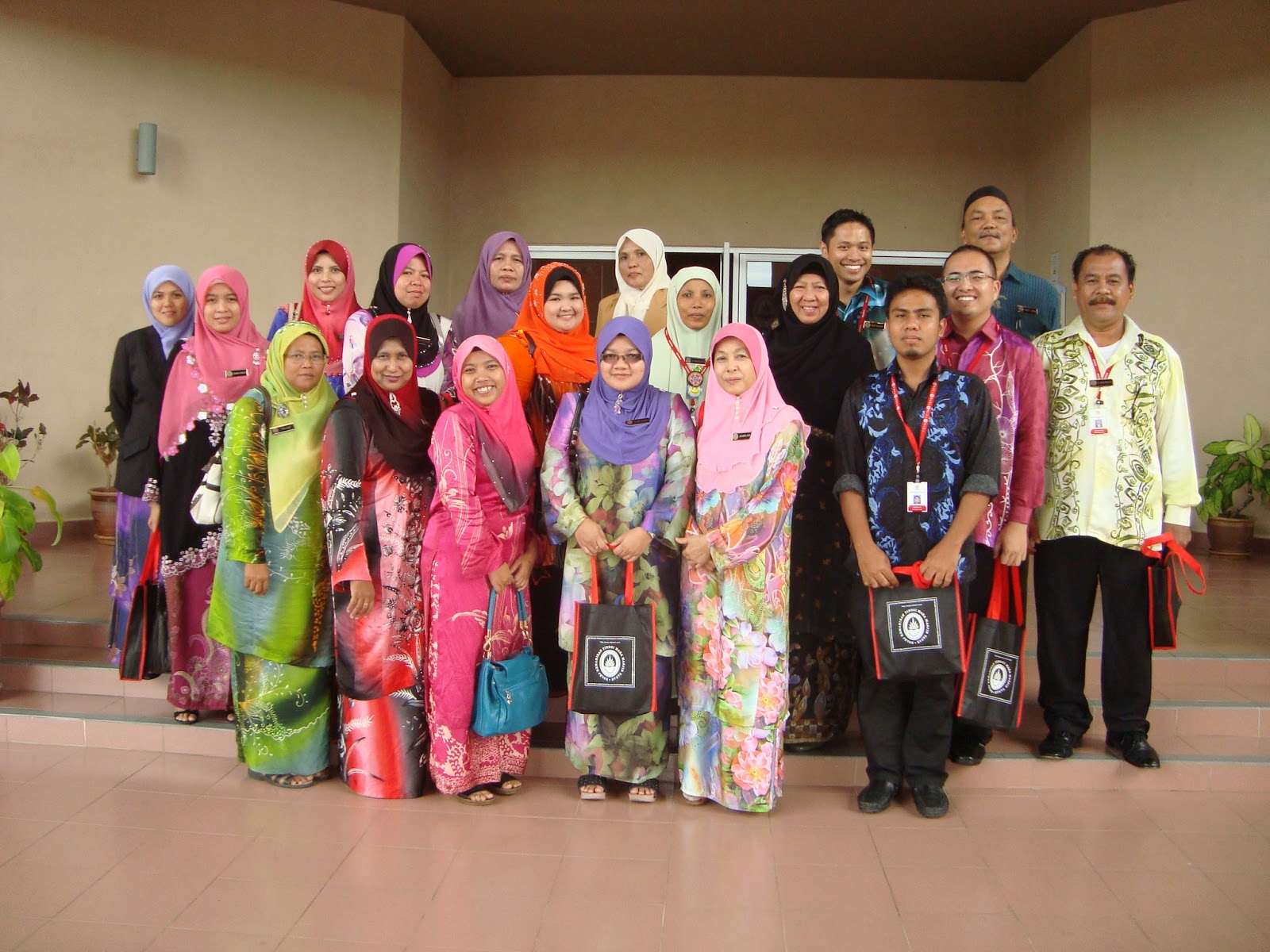 .: Institut Kemahiran MARA Jasin :.: Lawatan ke KPM Ayer Molek & KKTM ...