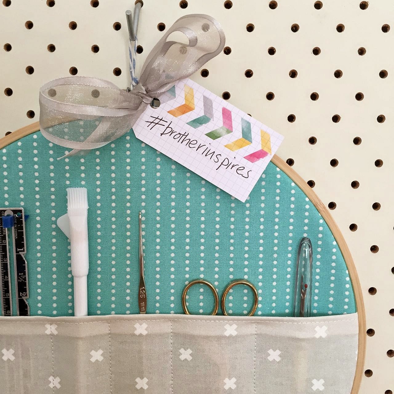 Embroidery Hoop Storage Pockets - Tutorial | Sew Delicious | Bloglovin’