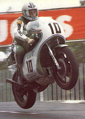 fingy moto: Mick Grant