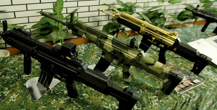 Asian Defence News: Taiwan Unveils New XT-105 Rifle