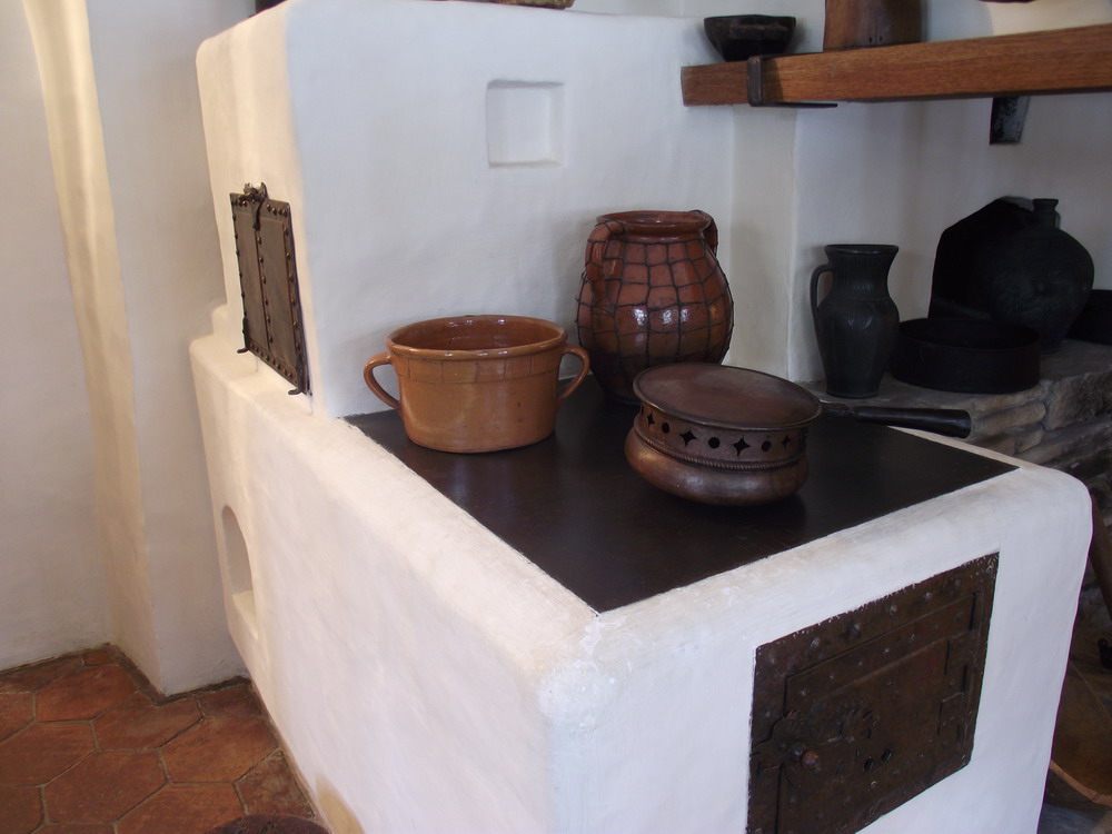 Victor Vurtejanu: Cautam interior casa taraneasca