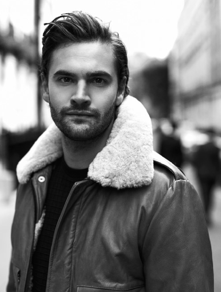 my new plaid pants: Good Morning, Gratuitous Tom Bateman