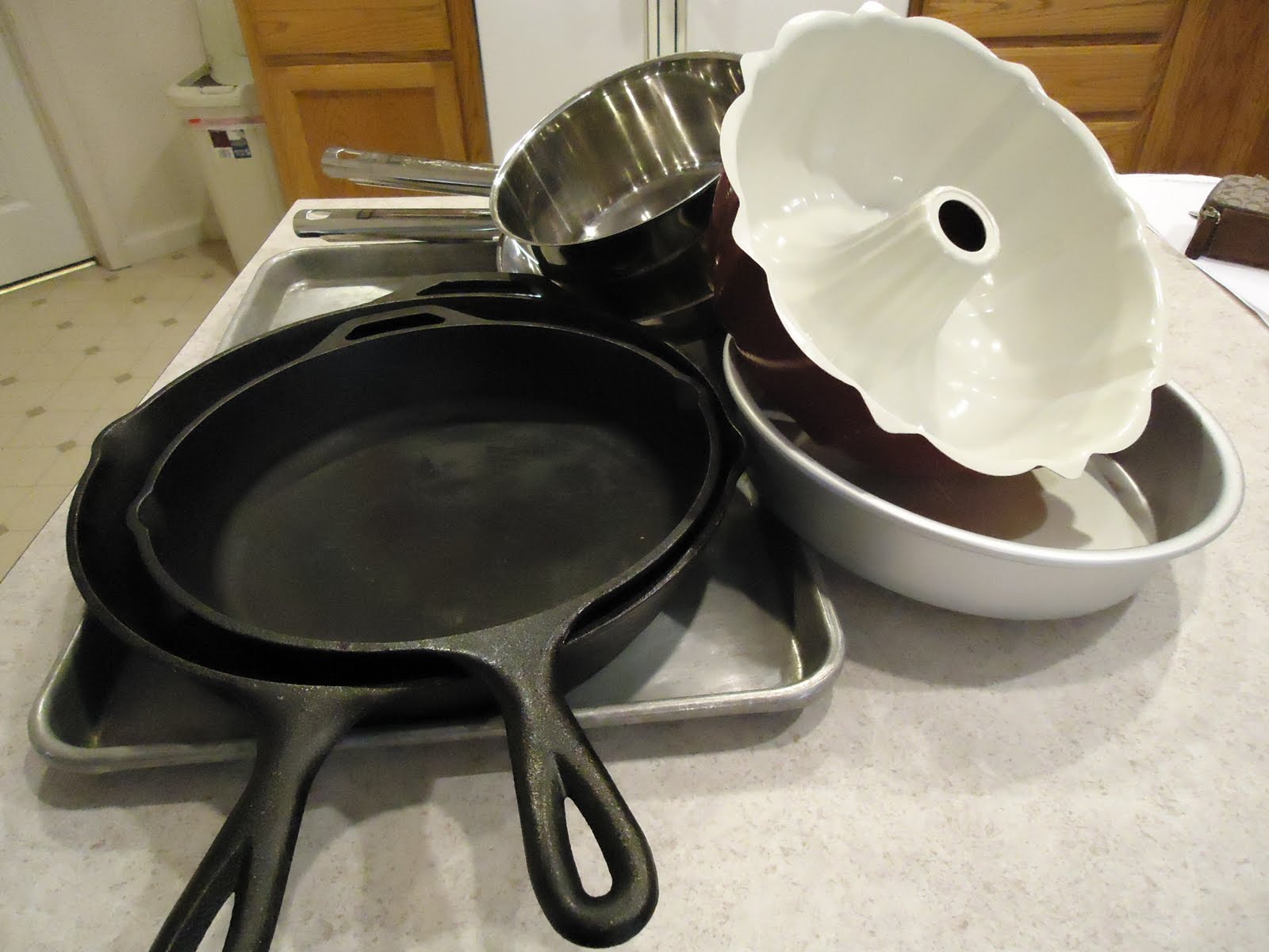 Trendy TreeHouse: Basic Kitchen Essentials